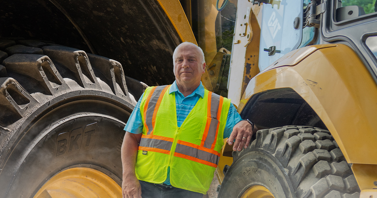 BKT Meets R.H. White: BKT Meets Ray Robichaud | BKT Tires